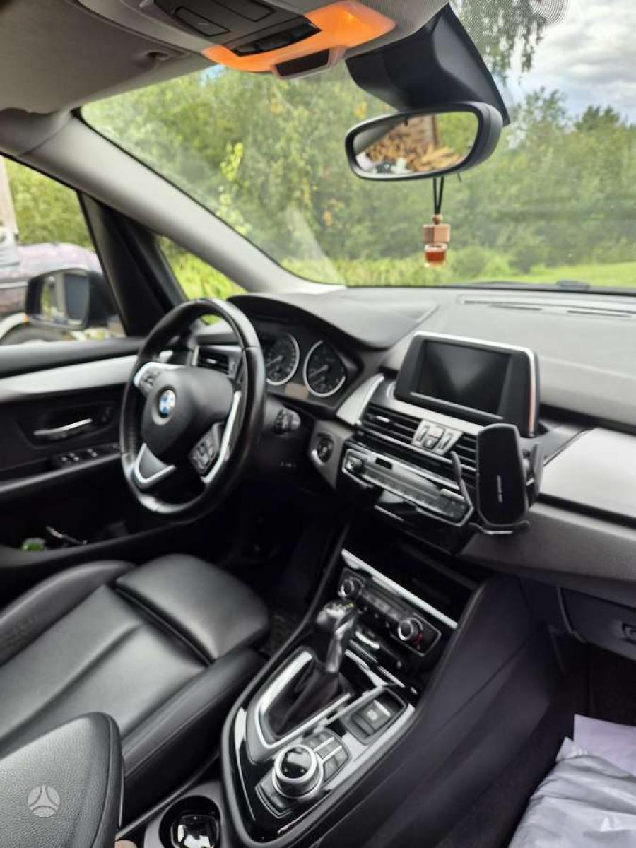 Blue BMW 216 Active Tourer 2016 in Vilnius, with an engine capacity of 1.50 L and mileage of 291 thousand km for 6200 €, photo 10 on AUTOMOTO.COM.LV