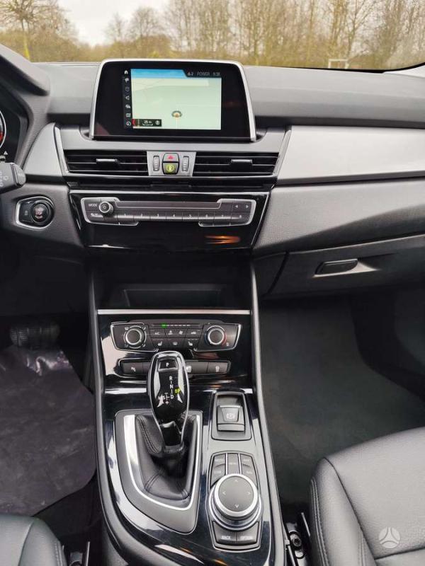 Zils BMW 216 Active Tourer 2020 Panevēža, ar dzinēja tilpumu 1.50 L un nobraukumu 239 tūkst. km par 9000 €, foto 8 vietnē AUTOMOTO.COM.LV
