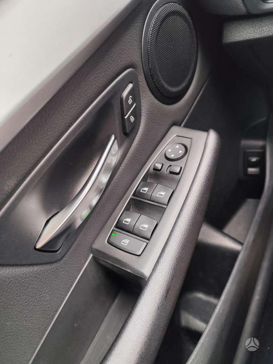 Zils BMW 216 Active Tourer 2020 Panevēža, ar dzinēja tilpumu 1.50 L un nobraukumu 239 tūkst. km par 9000 €, foto 12 vietnē AUTOMOTO.COM.LV