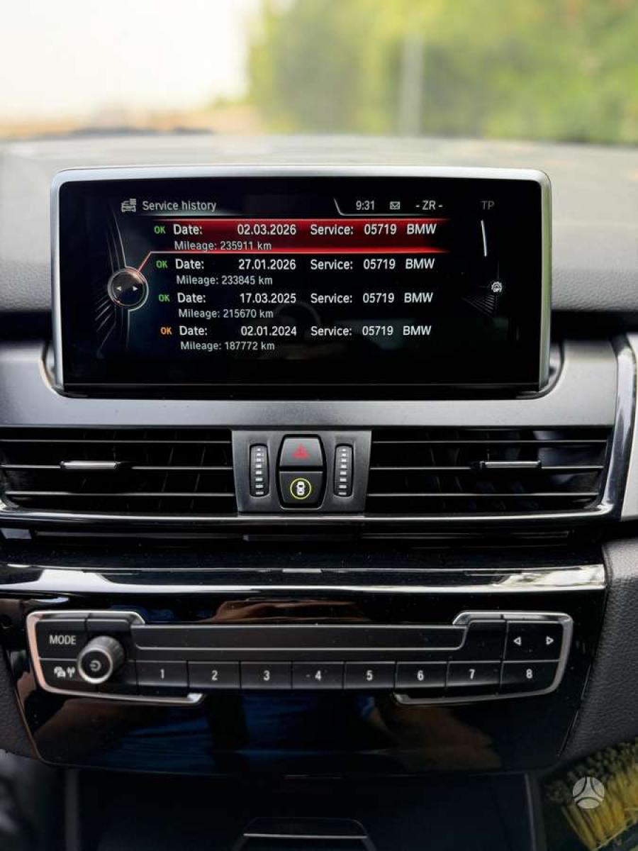 Pelēks BMW 216 Active Tourer 2015 Pakruojis, ar dzinēja tilpumu 1.50 L un nobraukumu 237 tūkst. km par 6450 €, foto 24 vietnē AUTOMOTO.COM.LV
