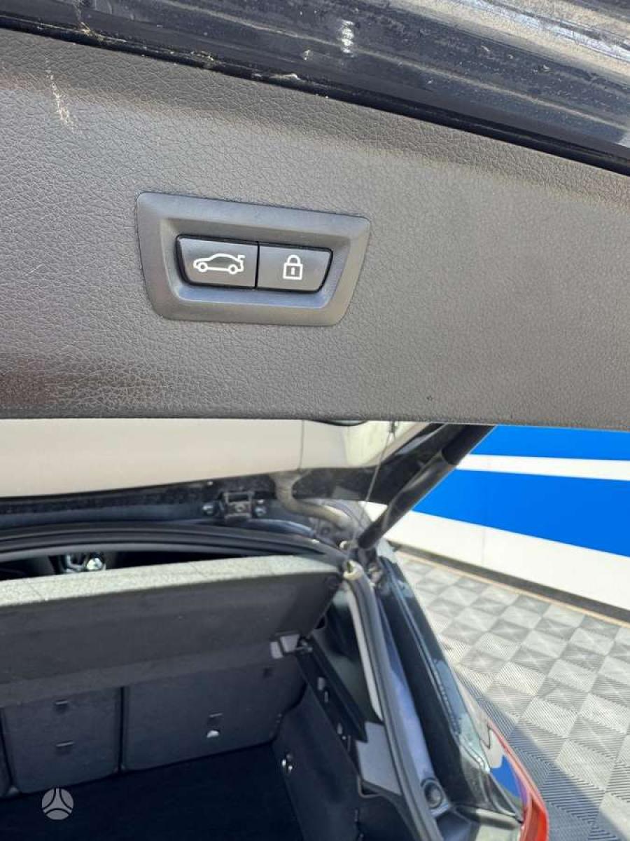 Grey BMW 216 Active Tourer 2016 in Kaunas, with an engine capacity of 1.50 L and mileage of 299 thousand km for 8850 €, photo 6 on AUTOMOTO.COM.LV