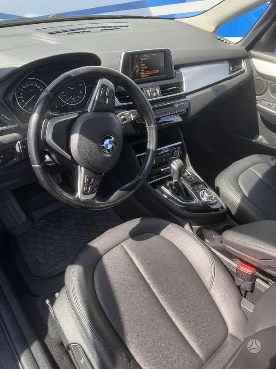 Grey BMW 216 Active Tourer 2016 in Kaunas, with an engine capacity of 1.50 L and mileage of 299 thousand km for 8850 €, photo 10 on AUTOMOTO.COM.LV