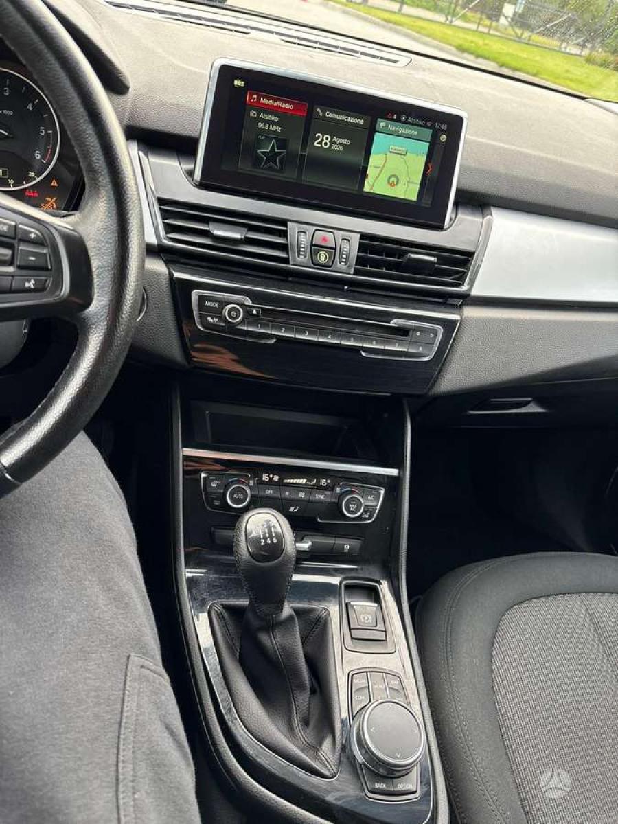 Grey BMW 216 Active Tourer 2017 in Telschi, with an engine capacity of 1.50 L and mileage of 211 thousand km for 6200 €, photo 17 on AUTOMOTO.COM.LV