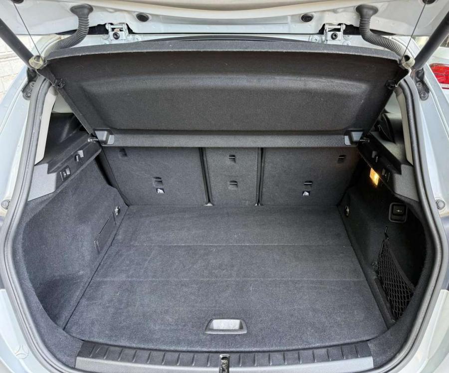 Pelēks BMW 216 Active Tourer 2019 Šauļi, ar dzinēja tilpumu 1.50 L un nobraukumu 227 tūkst. km par 7950 €, foto 11 vietnē AUTOMOTO.COM.LV