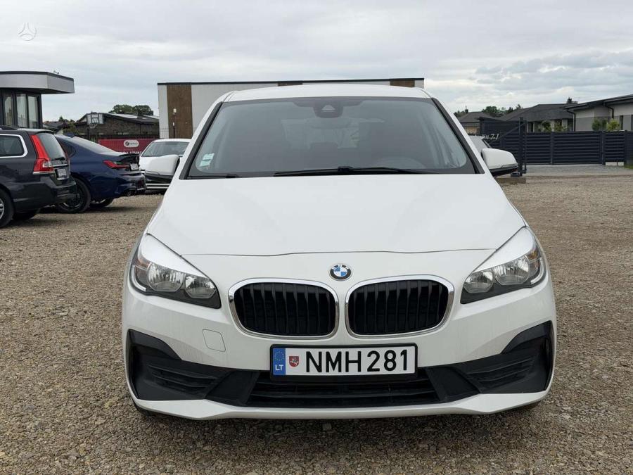 Белый БМВ 216 Active Tourer 2020 в Шяуляй, объемом двигателя 1.50 л и пробегом 262 тыс. км за 9100 €, фото 3 на AUTOMOTO.COM.LV