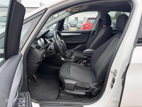 Белый БМВ 216 Active Tourer 2020 в Шяуляй, объемом двигателя 1.50 л и пробегом 262 тыс. км за 9100 €, фото 10 на AUTOMOTO.COM.LV