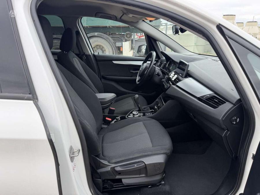 Белый БМВ 216 Active Tourer 2020 в Шяуляй, объемом двигателя 1.50 л и пробегом 262 тыс. км за 9100 €, фото 16 на AUTOMOTO.COM.LV