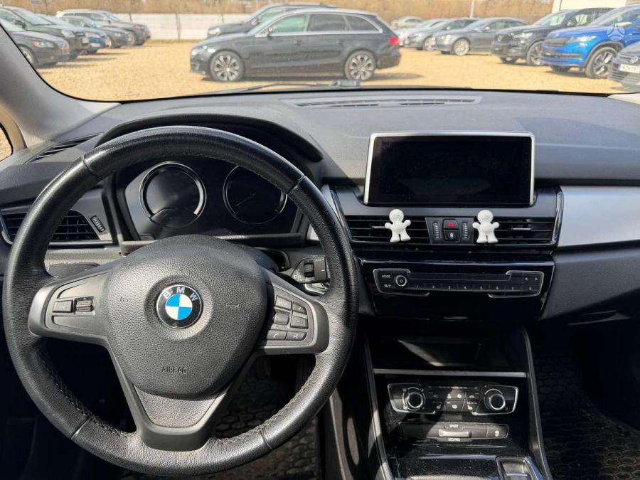White BMW 216 Active Tourer 2020 in Siauliai, with an engine capacity of 1.50 L and mileage of 262 thousand km for 8900 €, photo 15 on AUTOMOTO.COM.LV