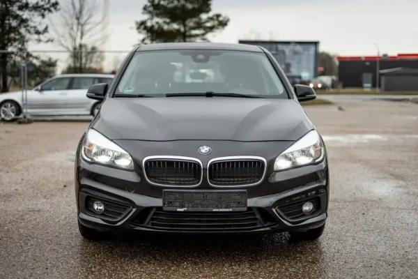 Melns BMW 216 2016 Liepāja, ar dzinēja tilpumu 1.50 L un nobraukumu 255 tūkst. km par 11950 €, foto 6 vietnē AUTOMOTO.COM.LV