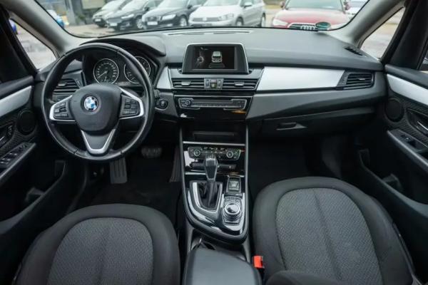 Melns BMW 216 2016 Liepāja, ar dzinēja tilpumu 1.50 L un nobraukumu 255 tūkst. km par 11950 €, foto 7 vietnē AUTOMOTO.COM.LV