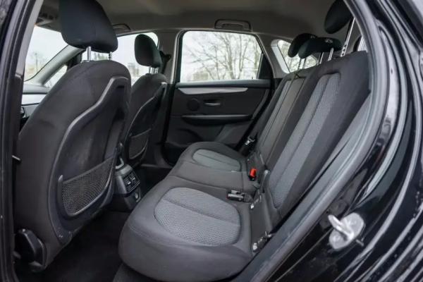 Melns BMW 216 2016 Liepāja, ar dzinēja tilpumu 1.50 L un nobraukumu 255 tūkst. km par 11950 €, foto 9 vietnē AUTOMOTO.COM.LV