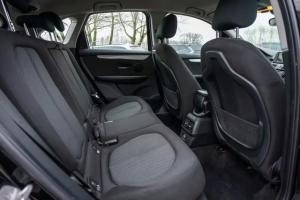Melns BMW 216 2016 Liepāja, ar dzinēja tilpumu 1.50 L un nobraukumu 255 tūkst. km par 11950 €, foto 12 vietnē AUTOMOTO.COM.LV
