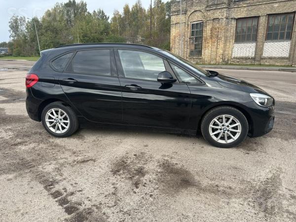 Melns BMW 216 2016 Rīga, ar dzinēja tilpumu 1.50 L un nobraukumu 219 tūkst. km par 8100 €, foto 3 vietnē AUTOMOTO.COM.LV