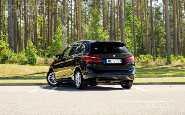 Melns BMW 216 2015 Rīga, ar dzinēja tilpumu 1.50 L un nobraukumu 297 tūkst. km par 6690 €, foto 7 vietnē AUTOMOTO.COM.LV