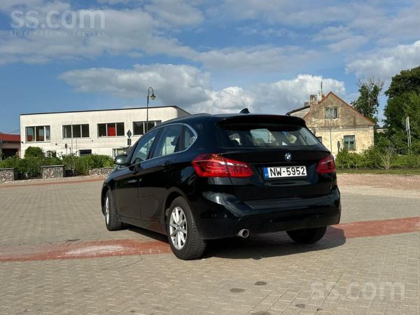 Черный БМВ 216 2015 в Бауска, объемом двигателя 1.50 л и пробегом 285 тыс. км за 7100 €, фото 3 на AUTOMOTO.COM.LV