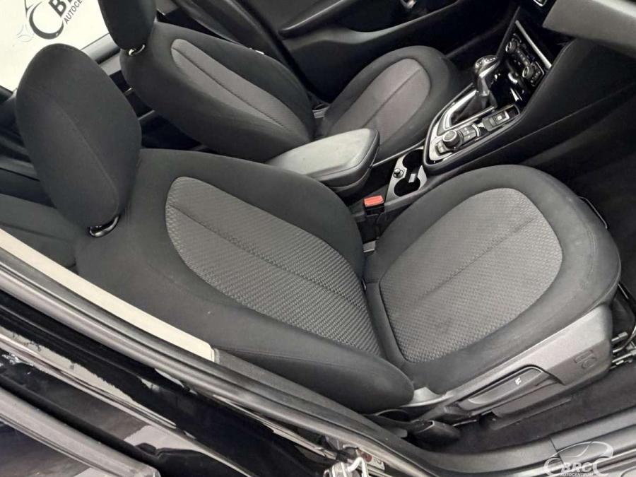Melns BMW 216 2016 Viļņa, ar dzinēja tilpumu 1.50 L un nobraukumu 305 tūkst. km par 6300 €, foto 7 vietnē AUTOMOTO.COM.LV