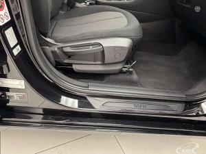 Melns BMW 216 2016 Viļņa, ar dzinēja tilpumu 1.50 L un nobraukumu 305 tūkst. km par 6300 €, foto 8 vietnē AUTOMOTO.COM.LV