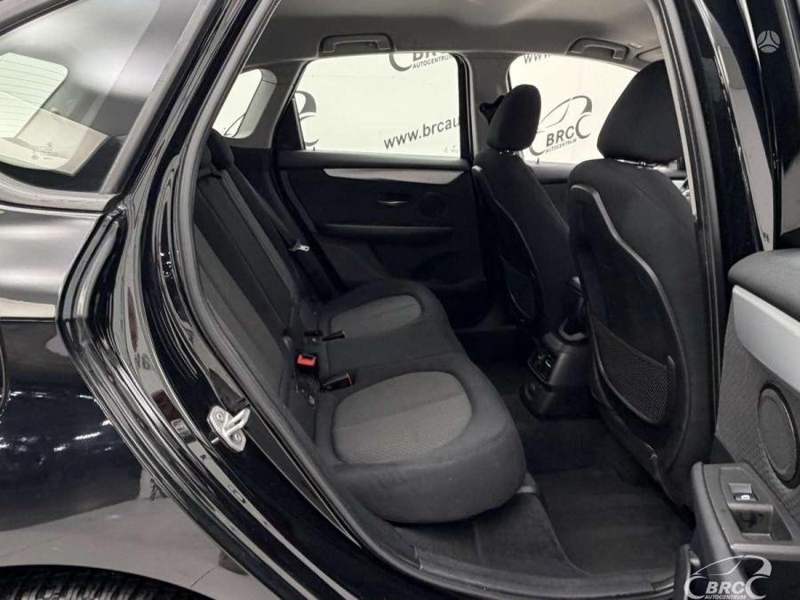 Melns BMW 216 2016 Viļņa, ar dzinēja tilpumu 1.50 L un nobraukumu 305 tūkst. km par 6300 €, foto 11 vietnē AUTOMOTO.COM.LV