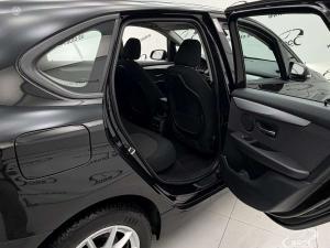 Melns BMW 216 2016 Viļņa, ar dzinēja tilpumu 1.50 L un nobraukumu 305 tūkst. km par 6300 €, foto 14 vietnē AUTOMOTO.COM.LV
