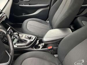 Melns BMW 216 2016 Viļņa, ar dzinēja tilpumu 1.50 L un nobraukumu 305 tūkst. km par 6300 €, foto 25 vietnē AUTOMOTO.COM.LV