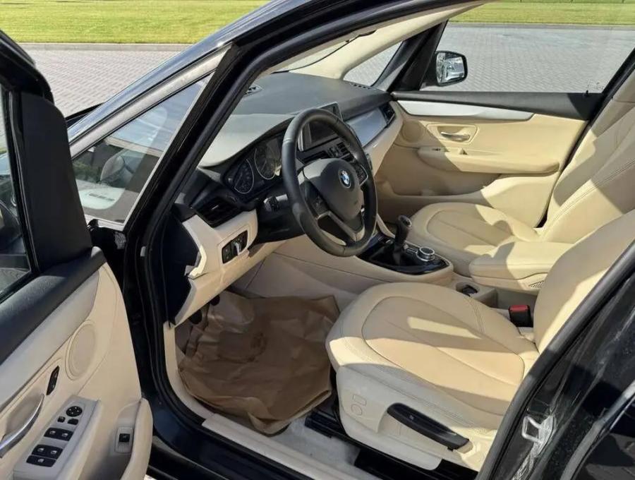Melns BMW 216 2016 Telšiai, ar dzinēja tilpumu 1.50 L un nobraukumu 166 tūkst. km par 6290 €, foto 11 vietnē AUTOMOTO.COM.LV