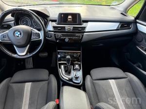 Melns BMW 216 2016 Rīga, ar dzinēja tilpumu 1.50 L un nobraukumu 240 tūkst. km par 6900 €, foto 12 vietnē AUTOMOTO.COM.LV