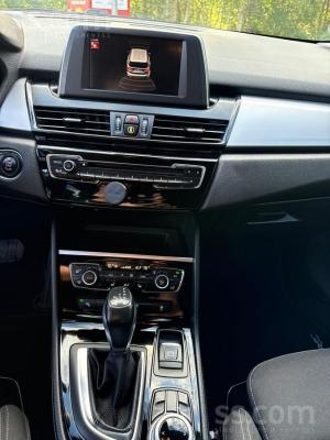 Melns BMW 216 2016 Rīga, ar dzinēja tilpumu 1.50 L un nobraukumu 240 tūkst. km par 6900 €, foto 16 vietnē AUTOMOTO.COM.LV