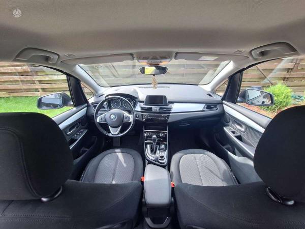 Melns BMW 216 2016 Viļņa, ar dzinēja tilpumu 1.50 L un nobraukumu 305 tūkst. km par 6800 €, foto 6 vietnē AUTOMOTO.COM.LV