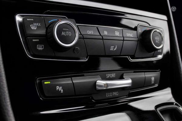 Melns BMW 216 2017 Viļņa, ar dzinēja tilpumu 1.60 L un nobraukumu 182 tūkst. km par 11590 €, foto 8 vietnē AUTOMOTO.COM.LV