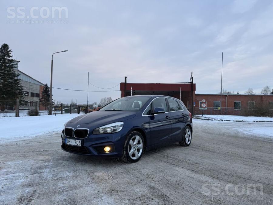 Blue BMW 216 2016 in Cesis, with an engine capacity of 1.50 L and mileage of 0 thousand km for 8300 €, photo 3 on AUTOMOTO.COM.LV