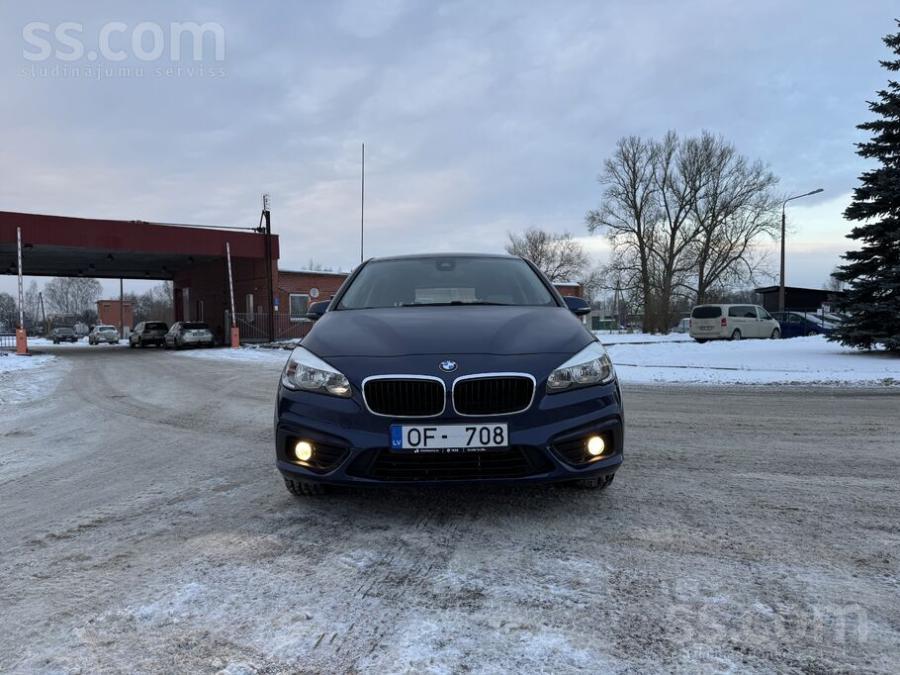 Blue BMW 216 2016 in Cesis, with an engine capacity of 1.50 L and mileage of 0 thousand km for 8300 €, photo 4 on AUTOMOTO.COM.LV