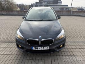 Blue BMW 216 2016 in Riga, with an engine capacity of 1.50 L and mileage of 255 thousand km for 6850 €, photo 3 on AUTOMOTO.COM.LV