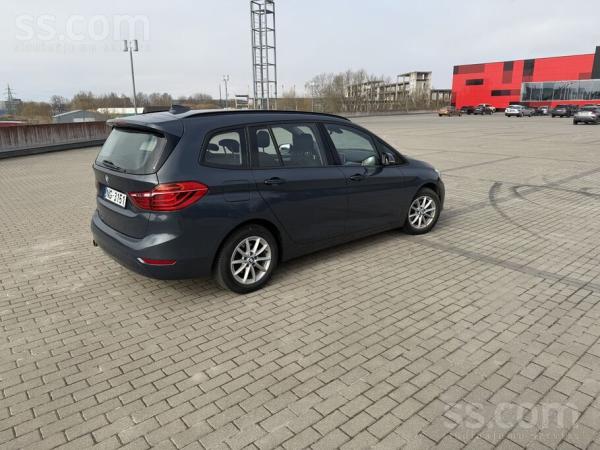 Синий БМВ 216 2016 в Рига, объемом двигателя 1.50 л и пробегом 255 тыс. км за 6850 €, фото 5 на AUTOMOTO.COM.LV