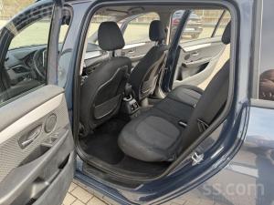 Blue BMW 216 2016 in Riga, with an engine capacity of 1.50 L and mileage of 255 thousand km for 6850 €, photo 12 on AUTOMOTO.COM.LV