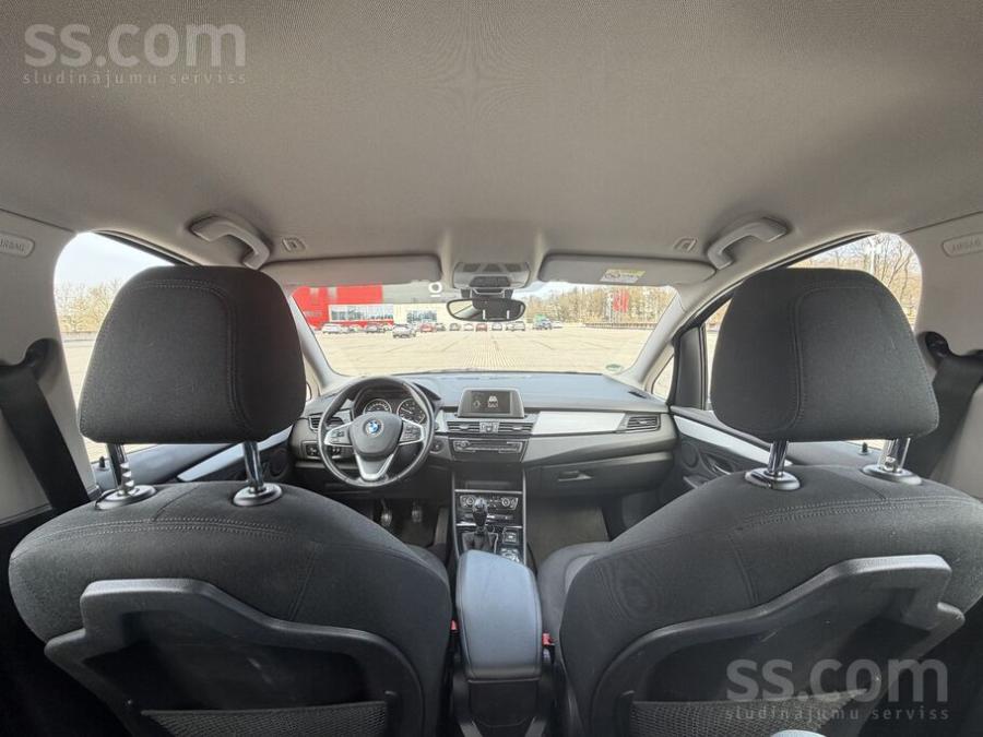 Blue BMW 216 2016 in Riga, with an engine capacity of 1.50 L and mileage of 255 thousand km for 6850 €, photo 13 on AUTOMOTO.COM.LV