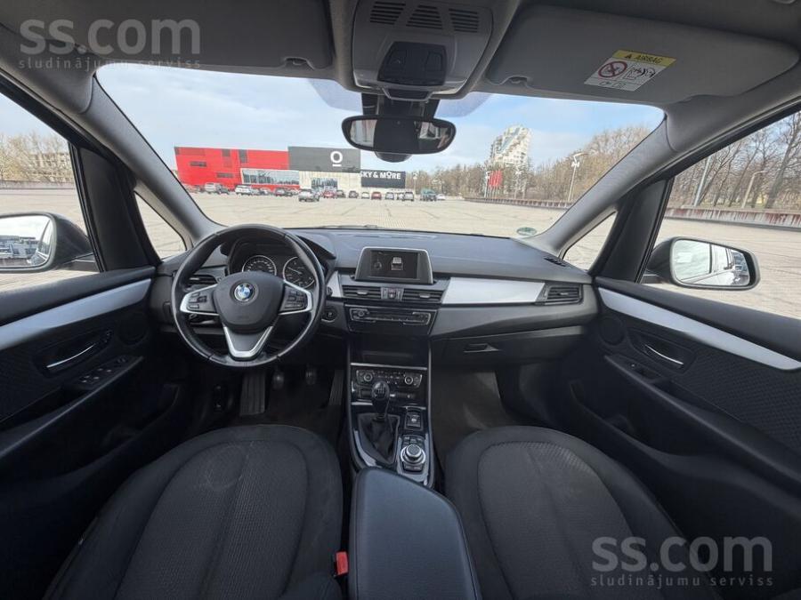 Blue BMW 216 2016 in Riga, with an engine capacity of 1.50 L and mileage of 255 thousand km for 6850 €, photo 14 on AUTOMOTO.COM.LV