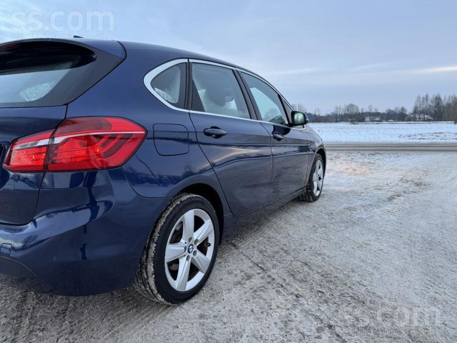 Blue BMW 216 2016 in Cesis, with an engine capacity of 1.50 L and mileage of 0 thousand km for 7950 €, photo 11 on AUTOMOTO.COM.LV
