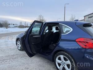 Blue BMW 216 2016 in Cesis, with an engine capacity of 1.50 L and mileage of 0 thousand km for 7950 €, photo 12 on AUTOMOTO.COM.LV