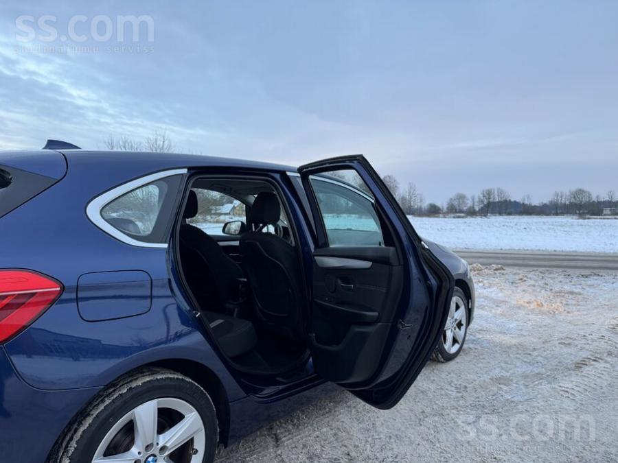 Blue BMW 216 2016 in Cesis, with an engine capacity of 1.50 L and mileage of 0 thousand km for 7950 €, photo 19 on AUTOMOTO.COM.LV