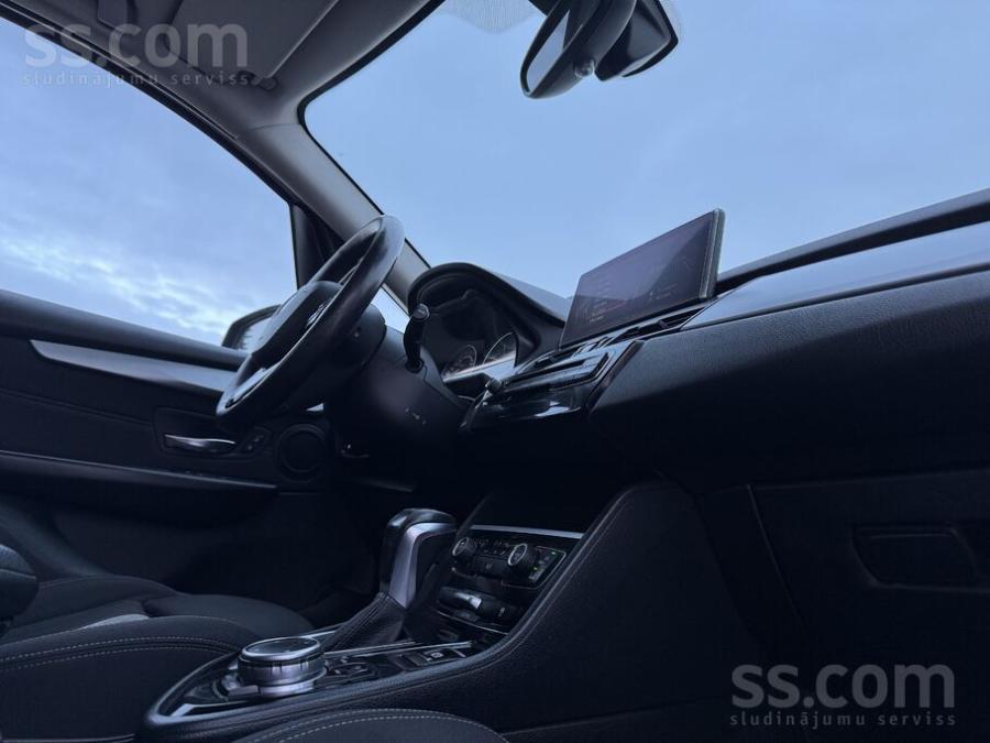 Blue BMW 216 2016 in Cesis, with an engine capacity of 1.50 L and mileage of 0 thousand km for 7950 €, photo 25 on AUTOMOTO.COM.LV