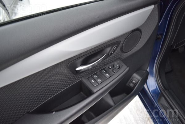 Blue BMW 216 2020 in Riga, with an engine capacity of 1.50 L and mileage of 191 thousand km for 11500 €, photo 9 on AUTOMOTO.COM.LV