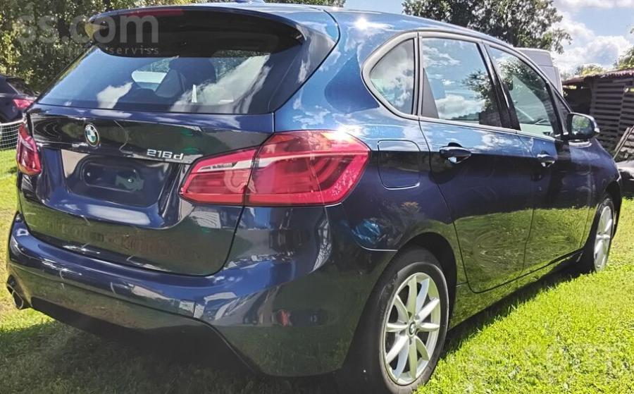 Blue BMW 216 2020 in Riga, with an engine capacity of 1.50 L and mileage of 191 thousand km for 11711 €, photo 3 on AUTOMOTO.COM.LV