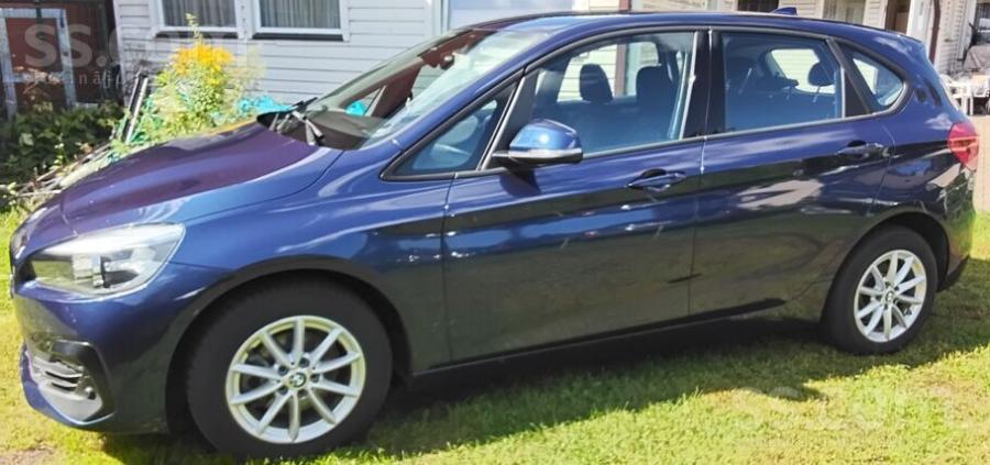 Blue BMW 216 2020 in Riga, with an engine capacity of 1.50 L and mileage of 191 thousand km for 11711 €, photo 4 on AUTOMOTO.COM.LV