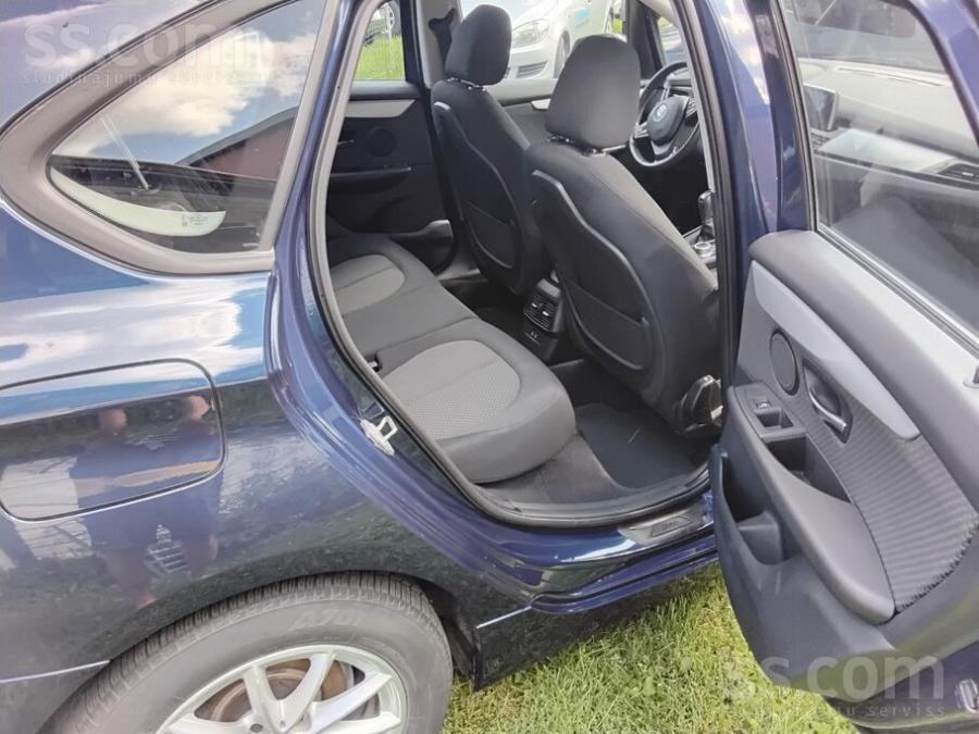 Blue BMW 216 2020 in Riga, with an engine capacity of 1.50 L and mileage of 191 thousand km for 11711 €, photo 16 on AUTOMOTO.COM.LV