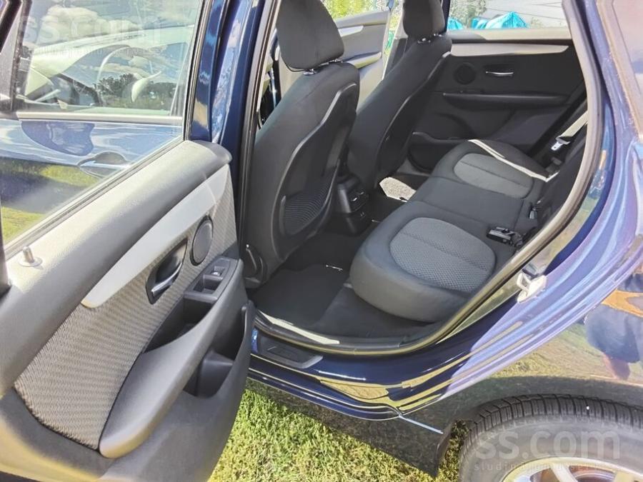 Blue BMW 216 2020 in Riga, with an engine capacity of 1.50 L and mileage of 191 thousand km for 11711 €, photo 17 on AUTOMOTO.COM.LV