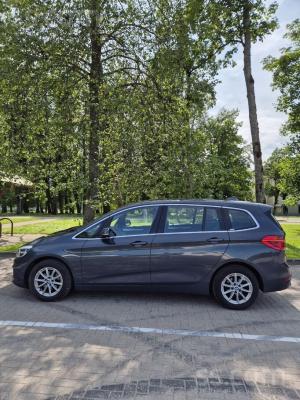 Blue BMW 216 2016 in Riga, with an engine capacity of 1.50 L and mileage of 186 thousand km for 8600 €, photo 5 on AUTOMOTO.COM.LV