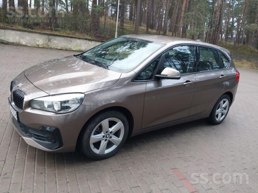Brown BMW 216 2019 in Jurmala, with an engine capacity of 1.50 L and mileage of 168 thousand km for 14350 €, photo 3 on AUTOMOTO.COM.LV