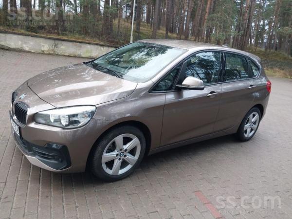 Brown BMW 216 2019 in Jurmala, with an engine capacity of 1.50 L and mileage of 171 thousand km for 12450 €, photo 3 on AUTOMOTO.COM.LV
