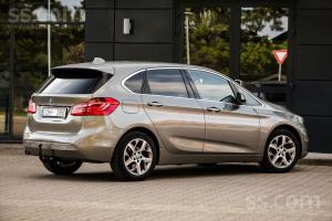 Brown BMW 216 2016 in Jelgava, with an engine capacity of 1.50 L and mileage of 185 thousand km for 9990 €, photo 10 on AUTOMOTO.COM.LV