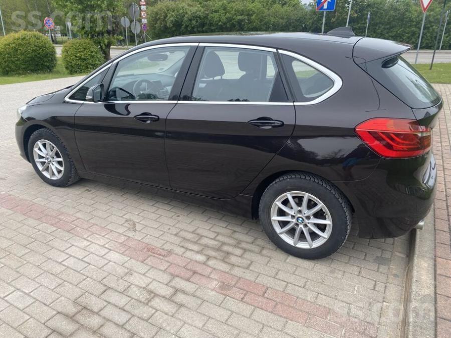 Brown BMW 216 2017 in Riga, with an engine capacity of 1.50 L and mileage of 182 thousand km for 9500 €, photo 3 on AUTOMOTO.COM.LV